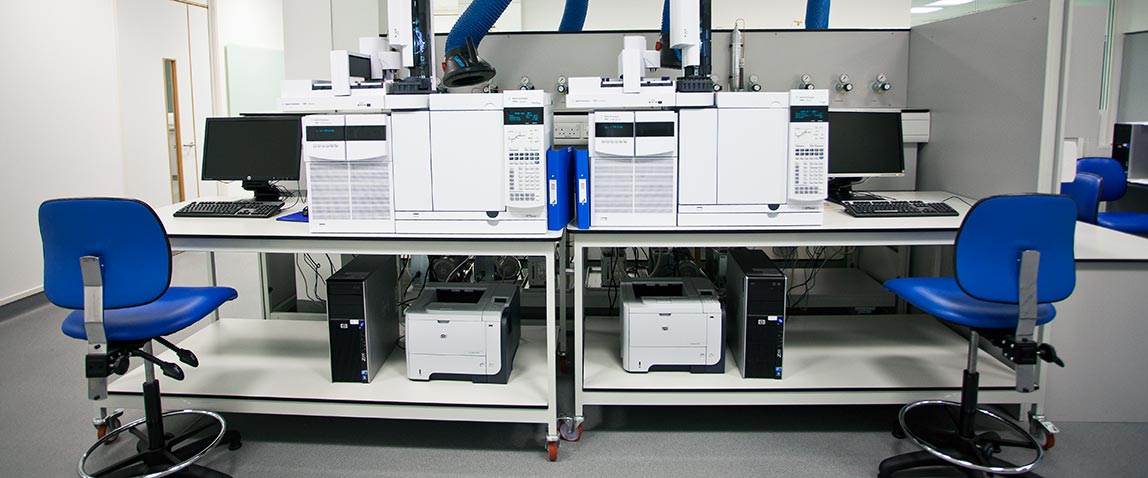 Mobile Laboratory Benches & Trolleys | Interfocus