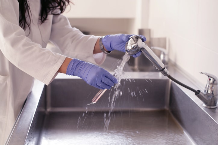 A Complete Guide to Laboratory Hygiene 1