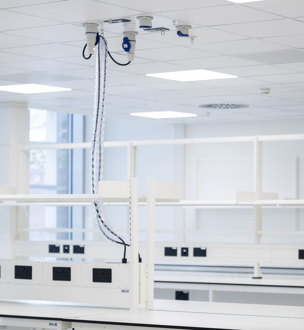 Gantry and Ceiling Tile Laboratory Service Delivery Modules